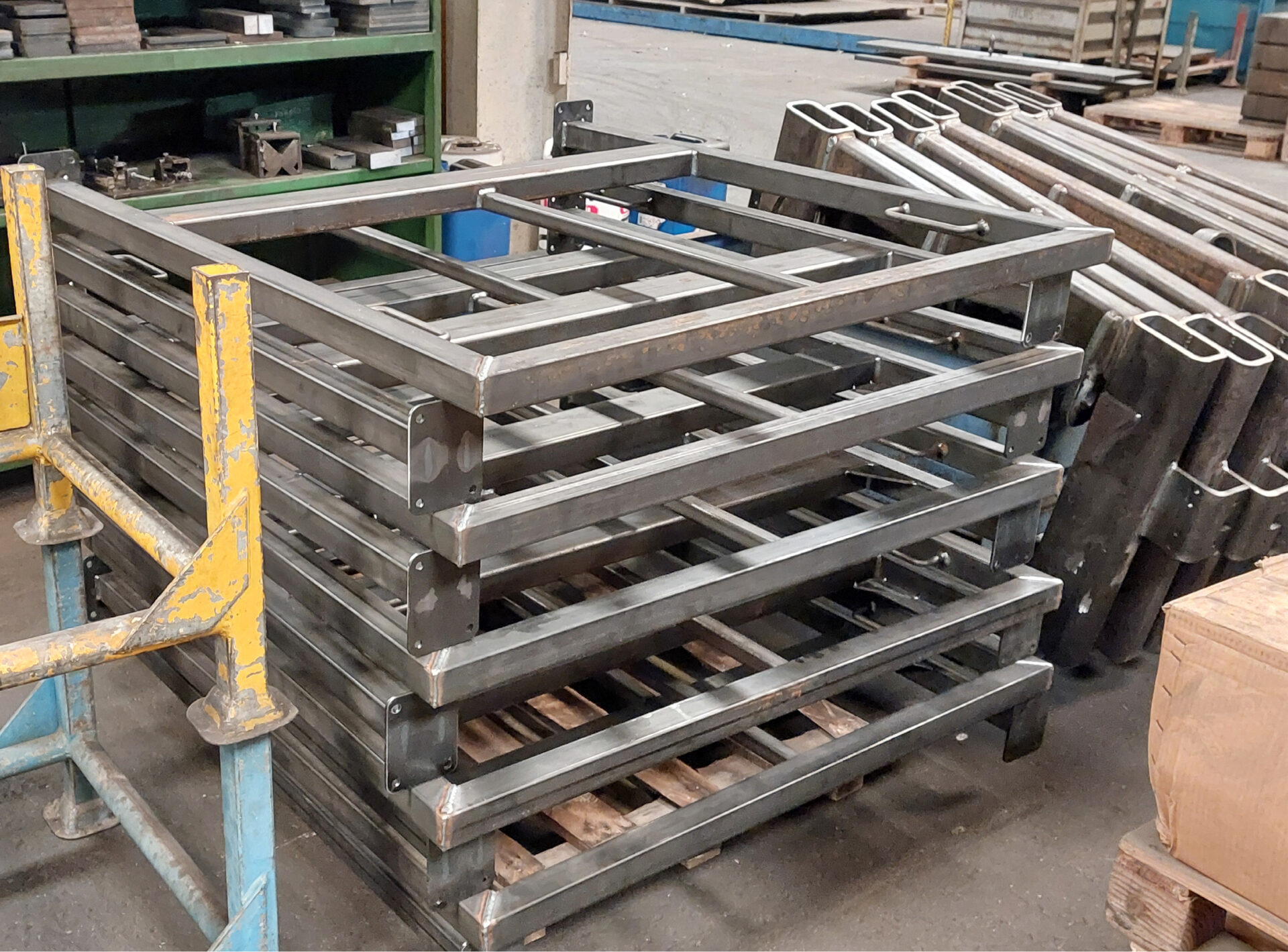 Structure pour racks - MECATLAS