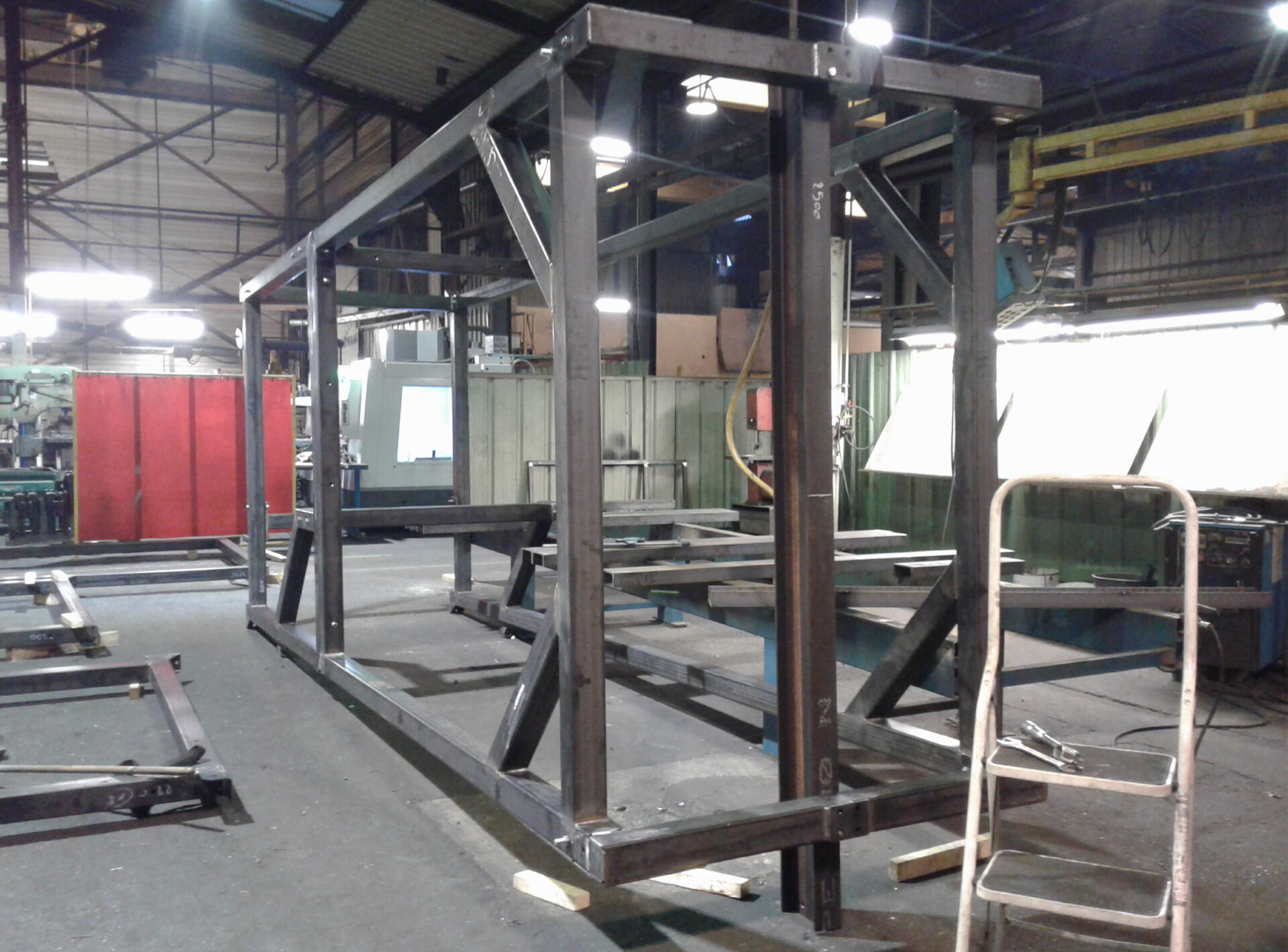 Structure en acier brut - MECATLAS